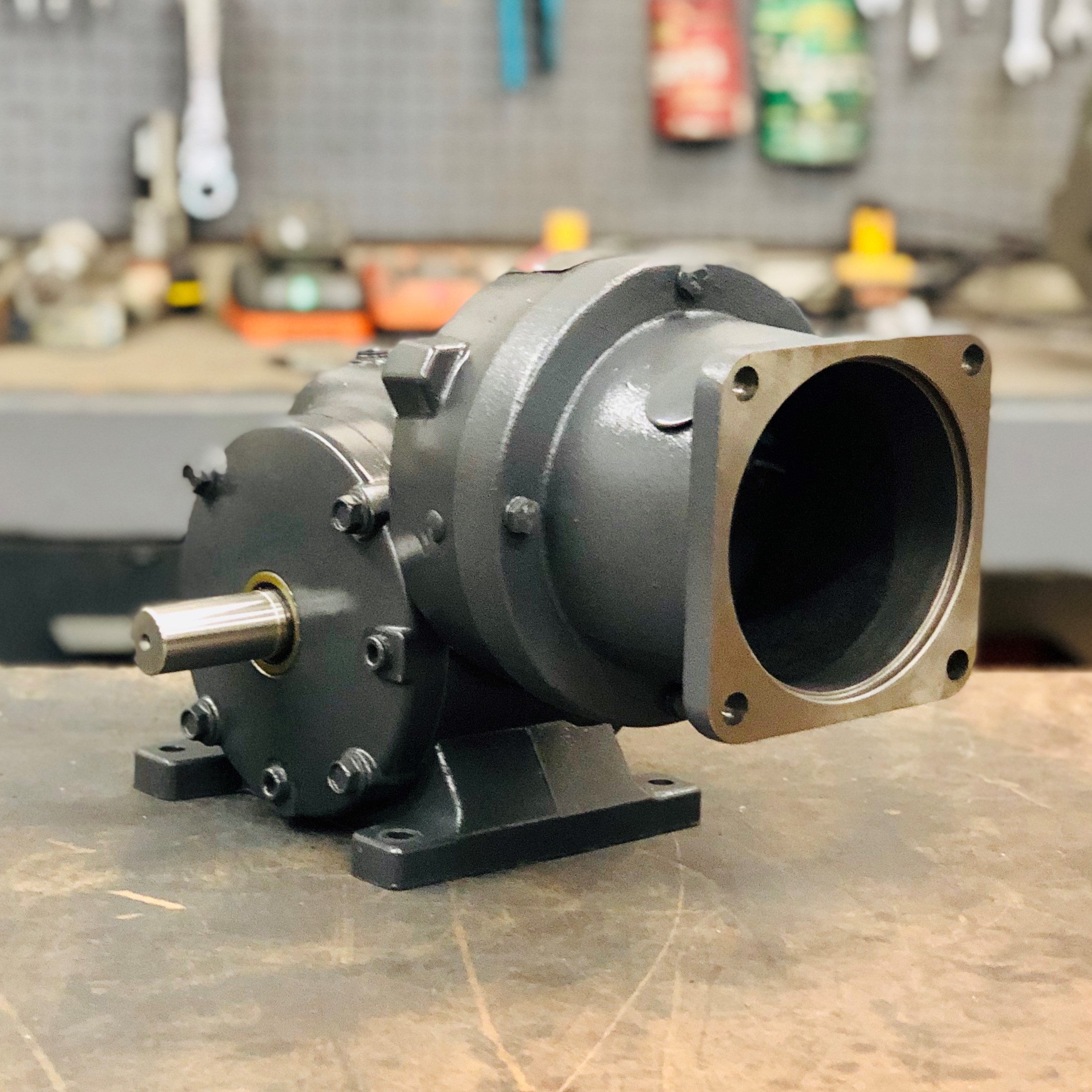 E434-344224 Gearbox with C-face kit for 56C motor, 26 ratio, 68 RPM, 1 ...